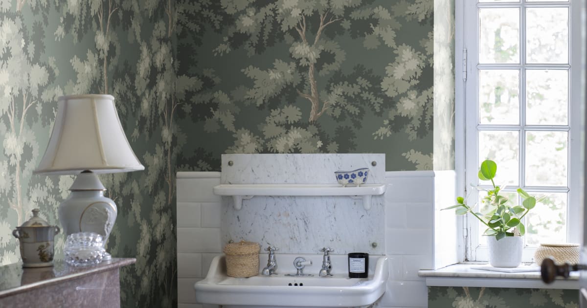 Raphael Moss Green - Sandberg Wallpaper