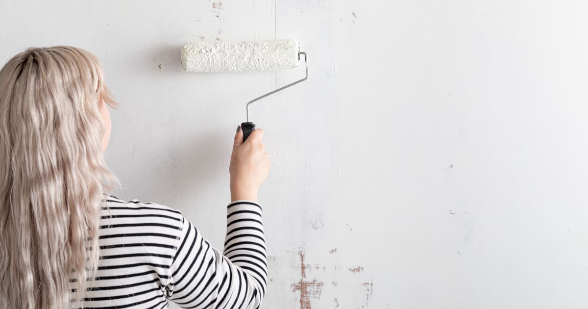 How To Wallpaper Textured Walls - Hovia