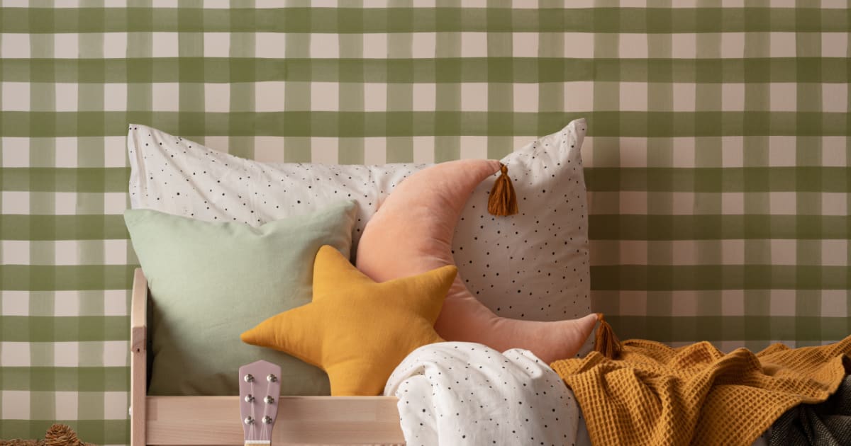 Dark Green Watercolor Gingham Wallpaper - Hovia