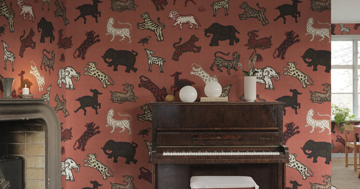 Leonard, Red Wallpaper | Sandberg Wallpaper | 50 Years - Sandberg Wallpaper