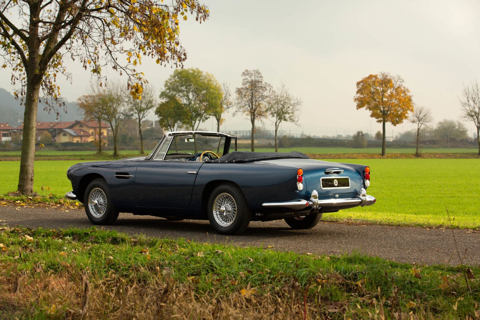 Aston Martin Db4 Convertible