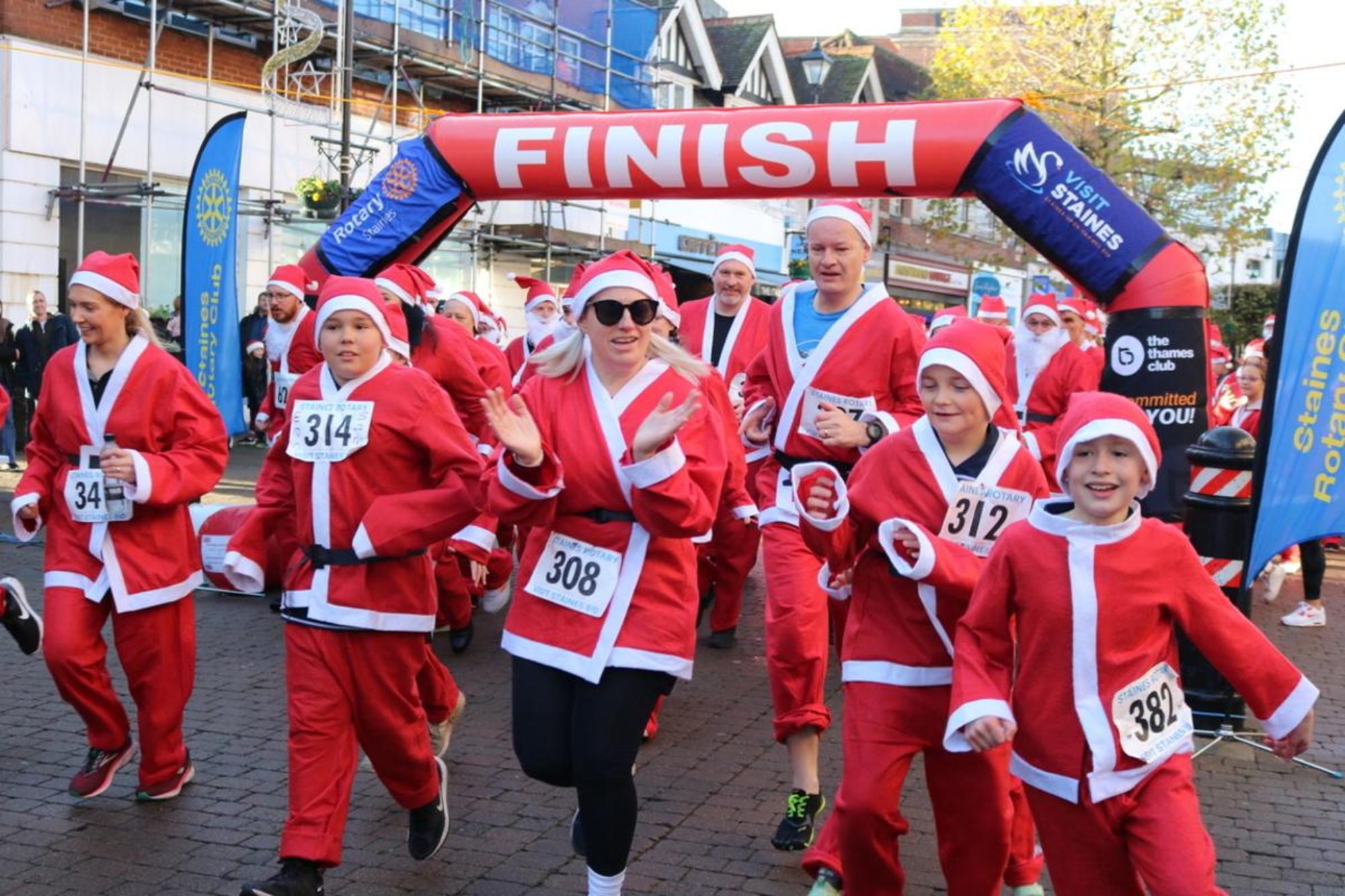 Santa Fun Run - Online Social Fundraising Donation Platform | Givey