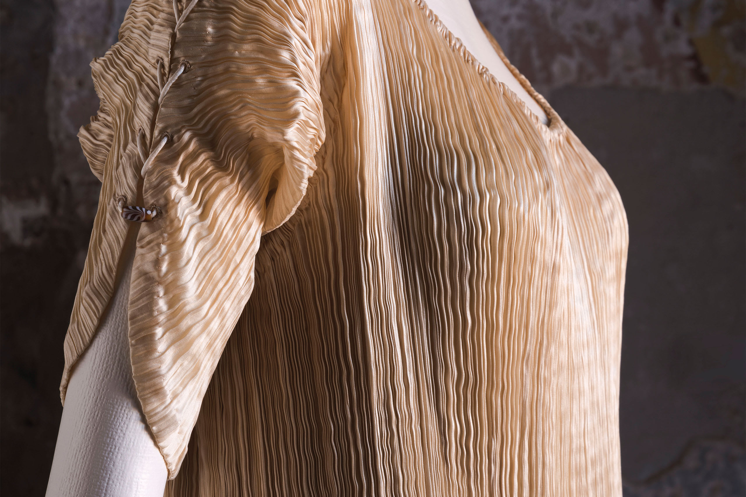 Pleated effect | Glamora