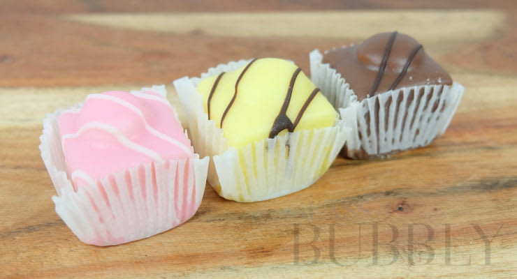 Pairing Mr Kipling Cakes with a Glass of Bubbly - Glass Of Bubbly