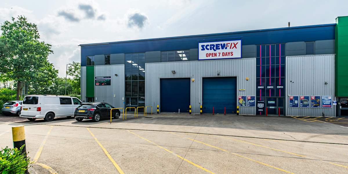 Unit 7, Chancerygate Trade Centre, Broadstone Way | JLL Properties - UK