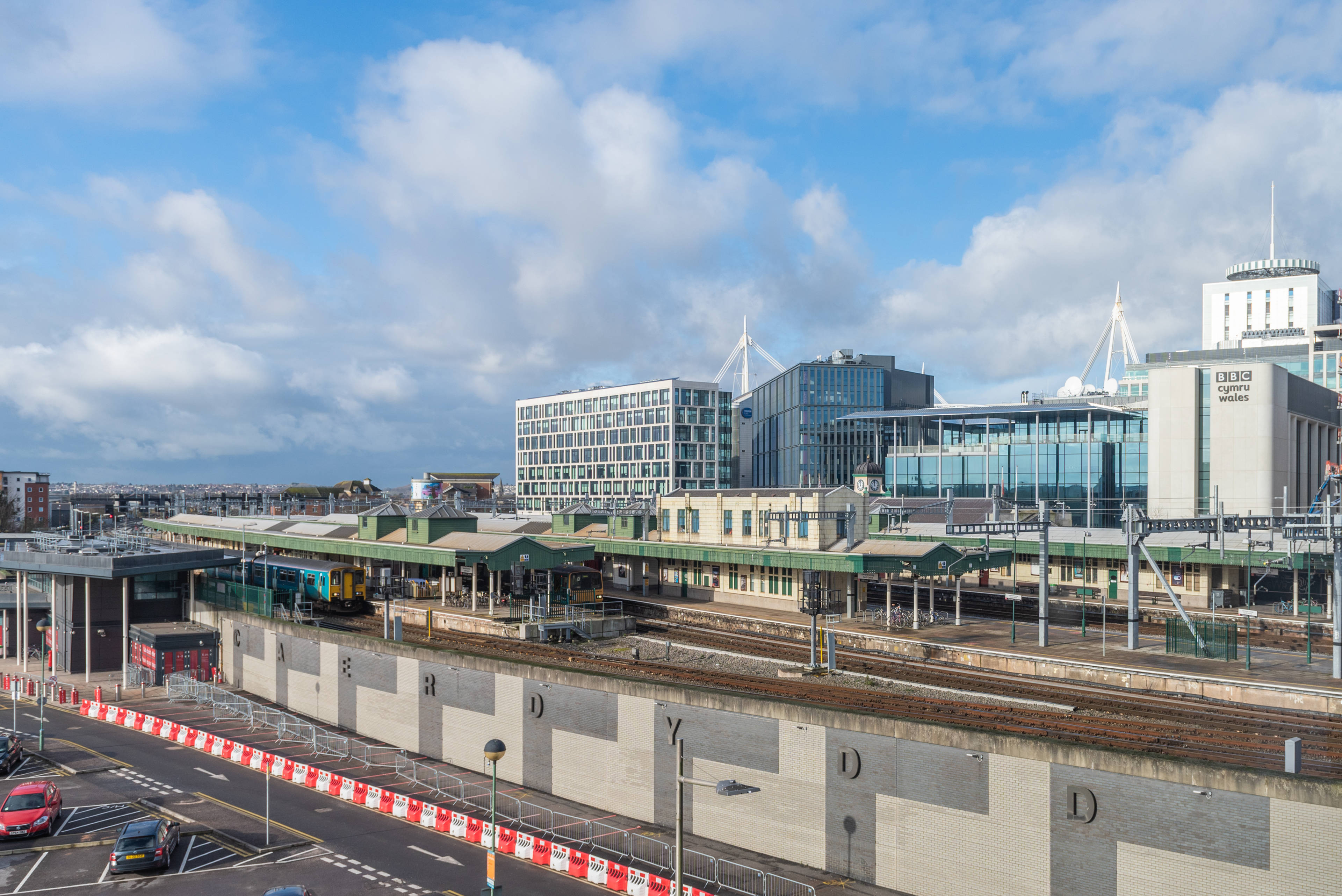 Rhydian Morris | Estate agent | JLL