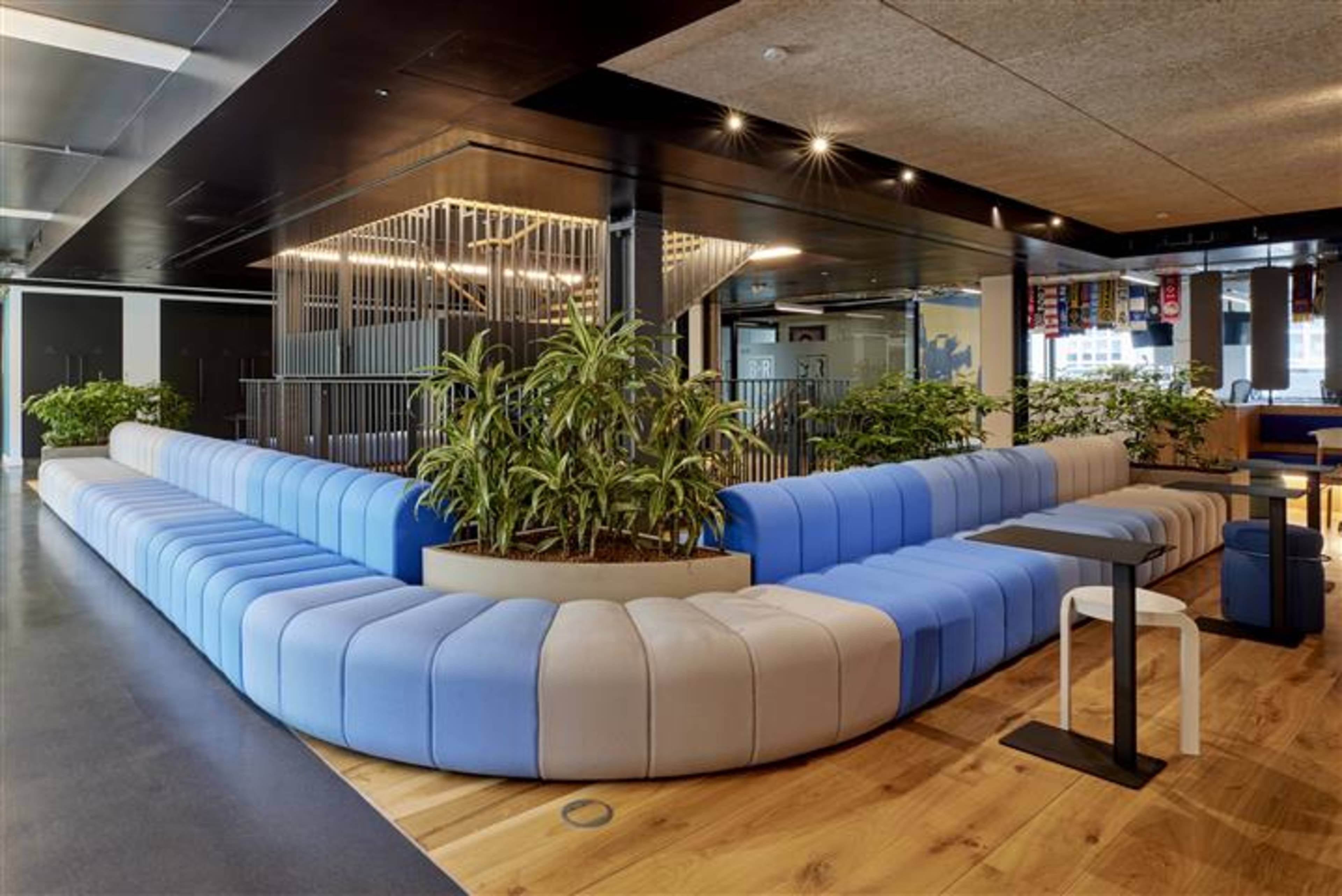 Spectrum, 160 Old Street | JLL Properties - UK