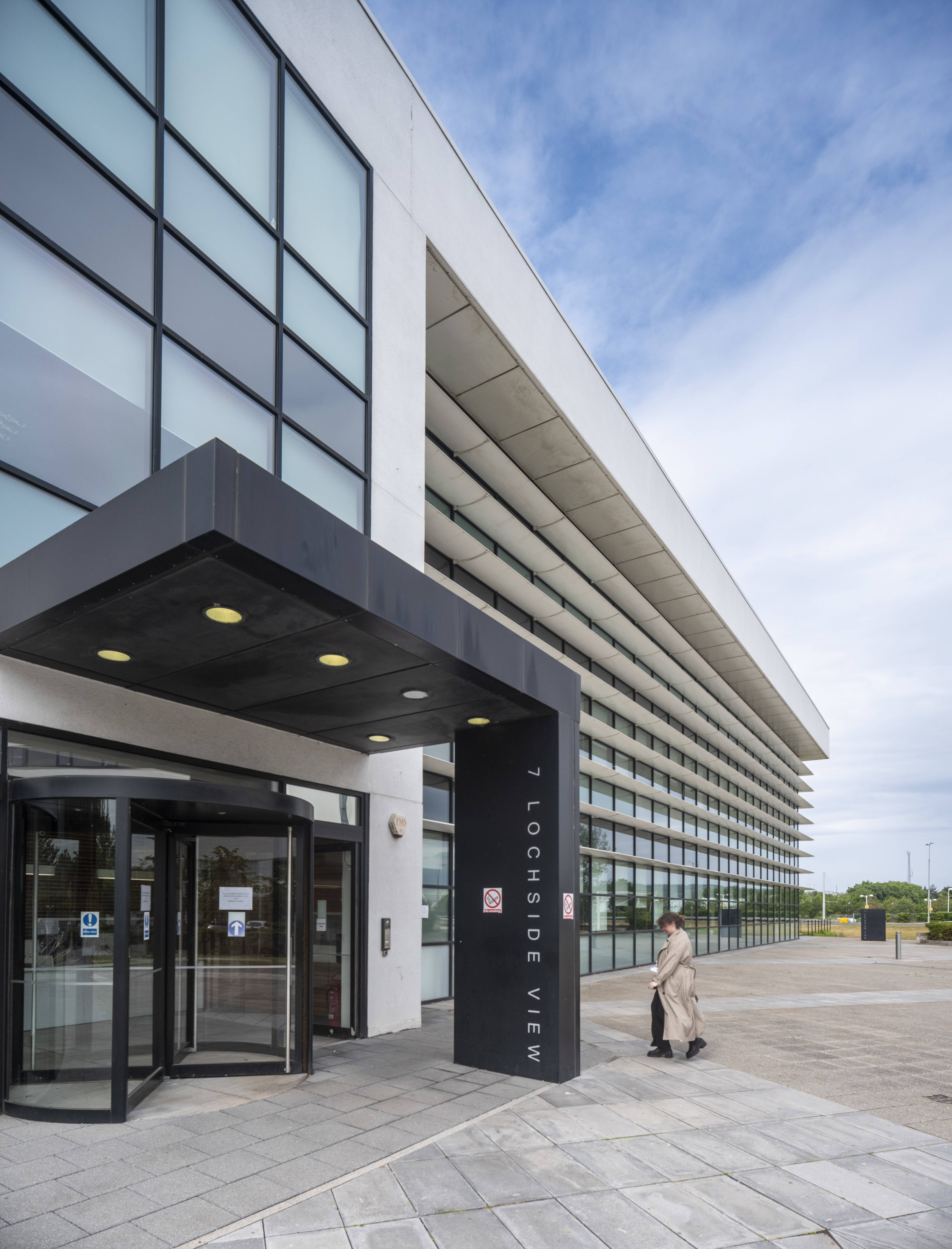 7 Lochside View | JLL Properties - UK