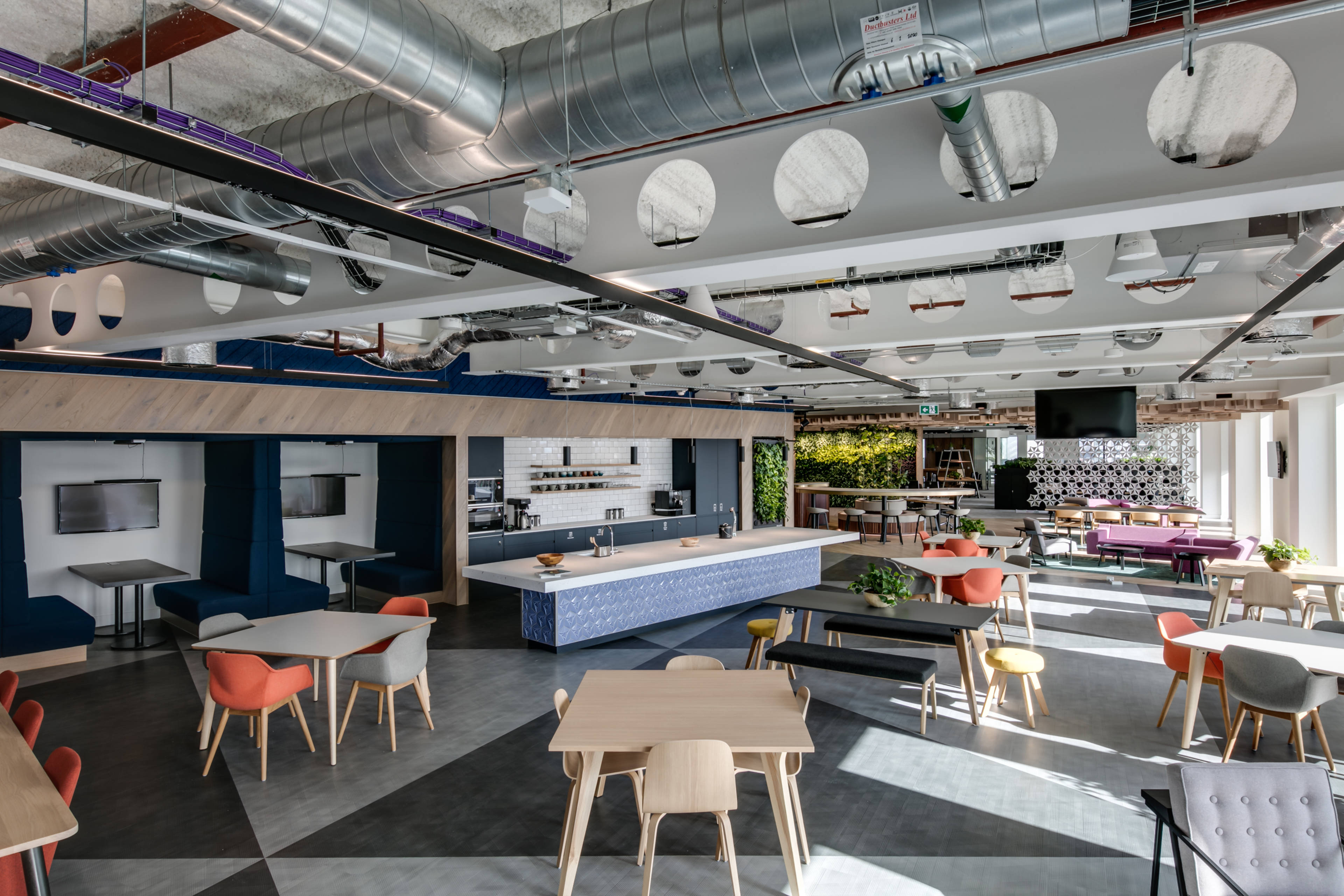 Landmark, 1 Oxford Street | JLL Properties - UK