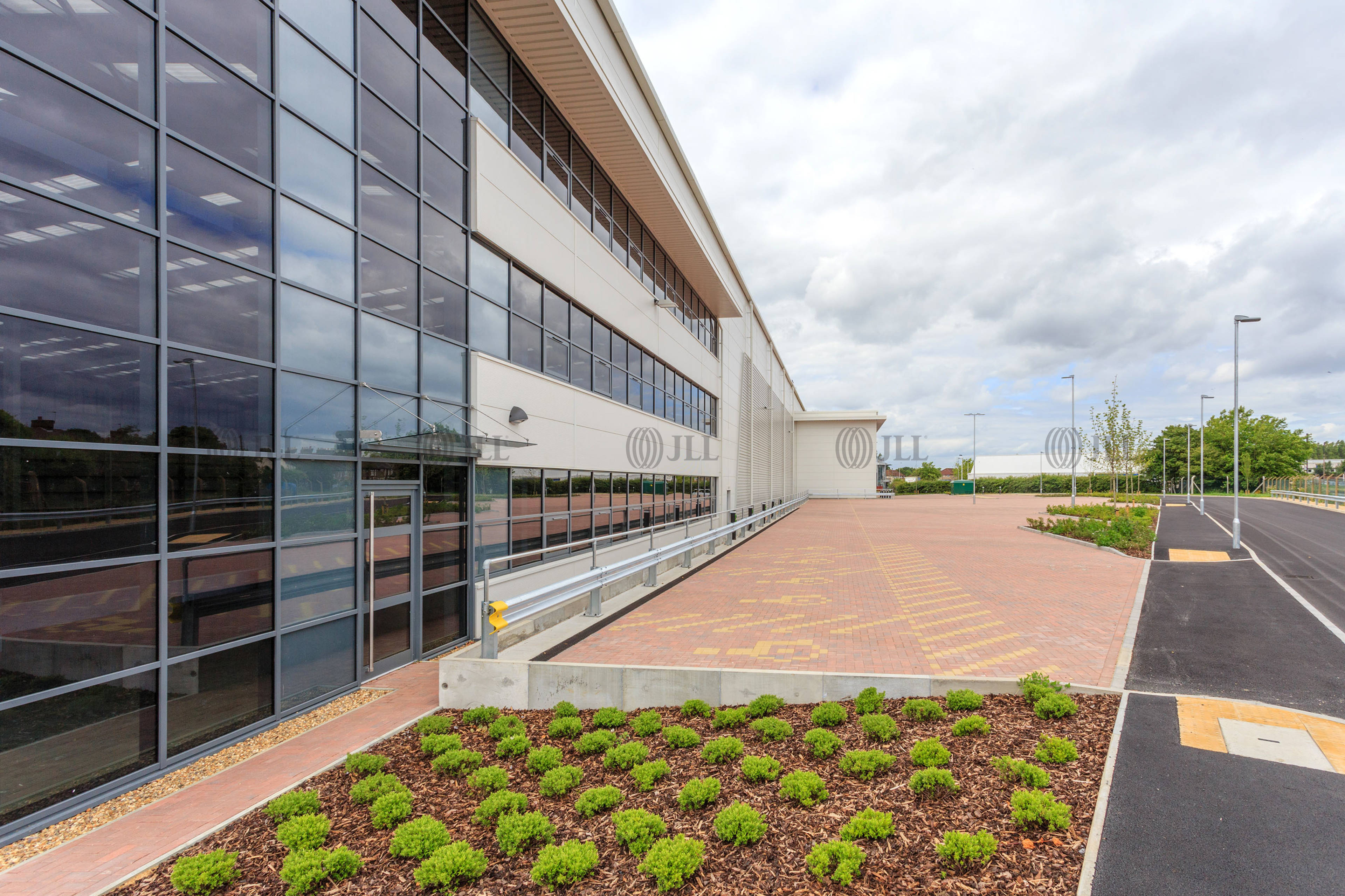 XDock108 Gateway West London, Uxbridge Road | JLL Properties - UK