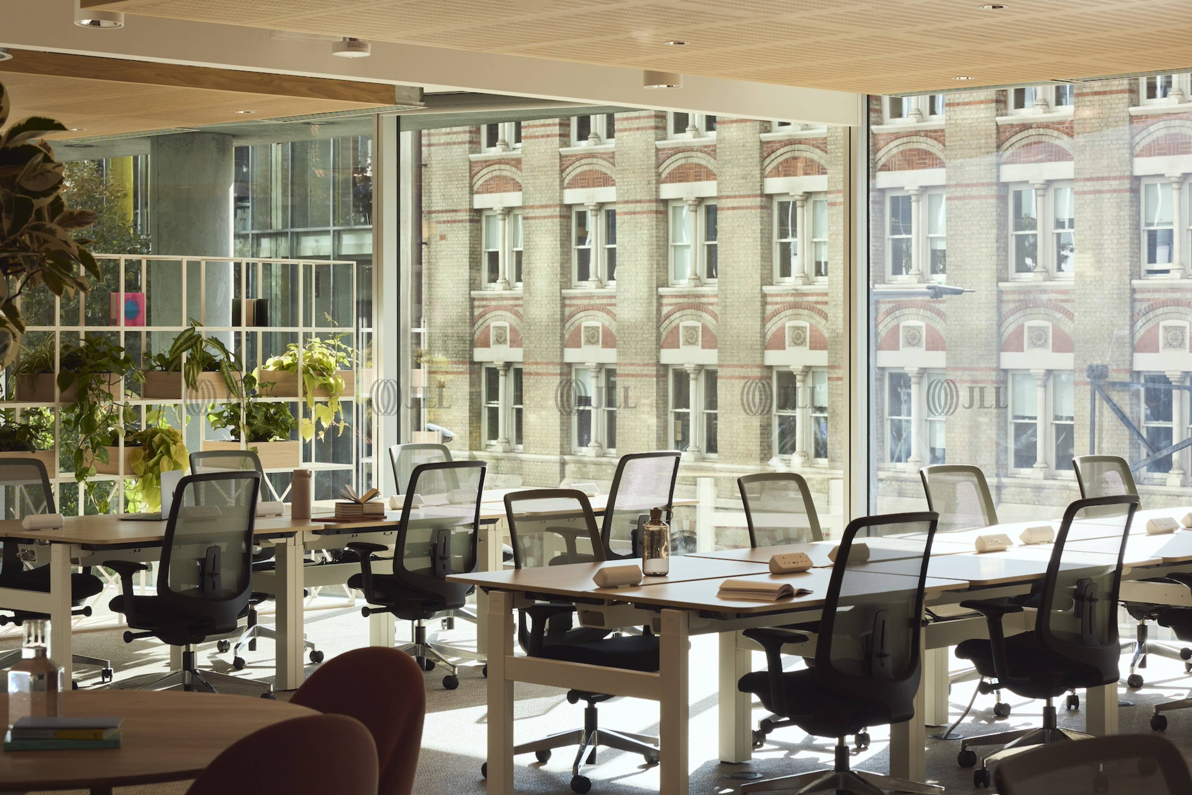 Blue Fin Building, Southwark Street | JLL Properties - UK