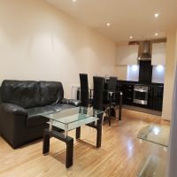Spacious 1 Bedroom Apartment In Lemonade Building, Barking Ig11