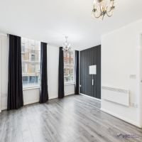 Stylish 2-Bedroom Contemporary Apartment in the Heart of Hull City Centre