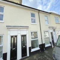 2 bedroom House for rent