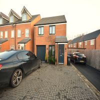 31 Hadfield Grove, Leigh WN7 2ET