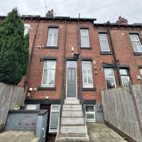 2 Bed Terrace for Rent