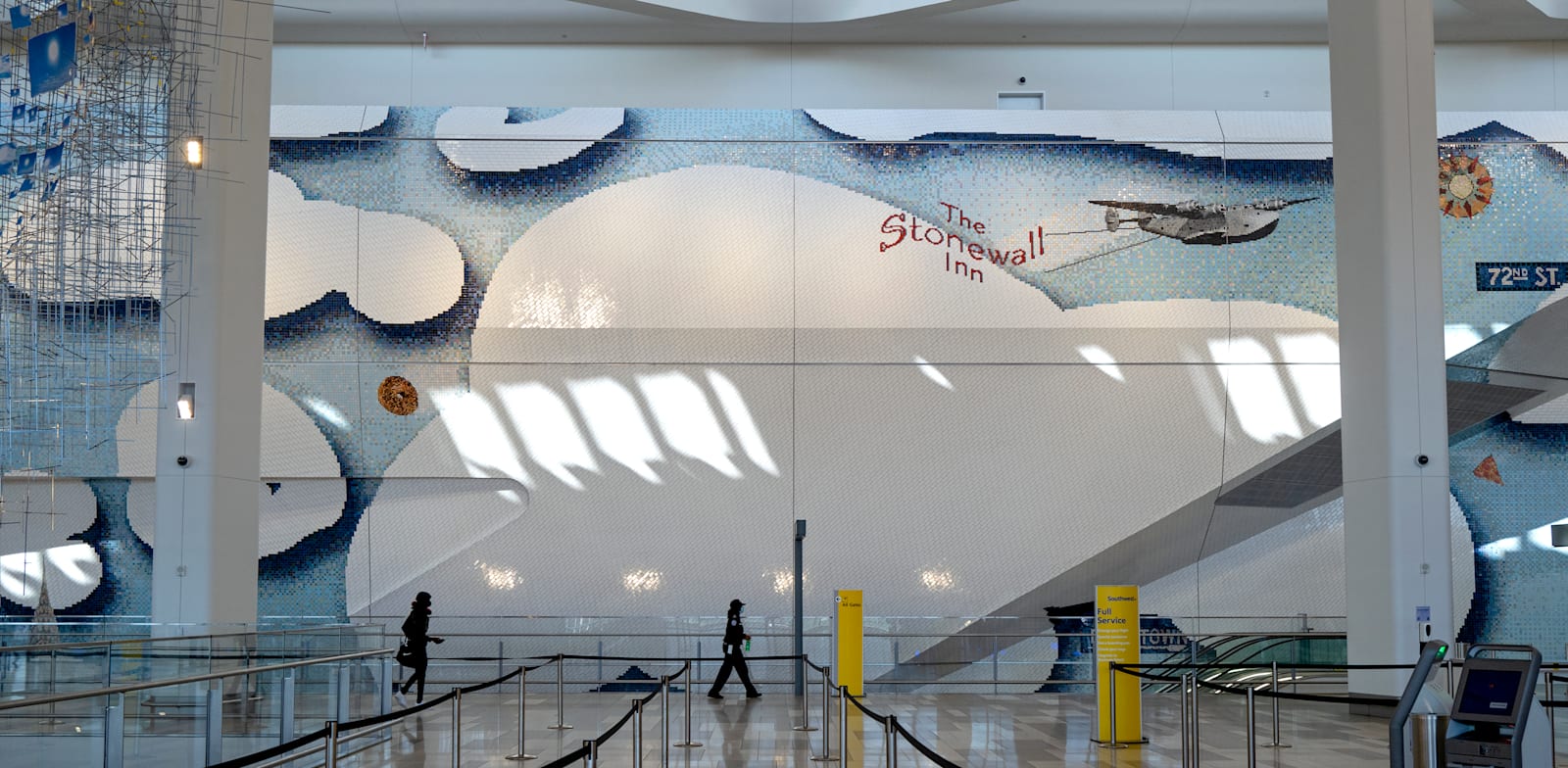 שיעור בניהול מהצוות שחולל מהפכה בשדה התעופה השנוא בניו יורק - גלובס