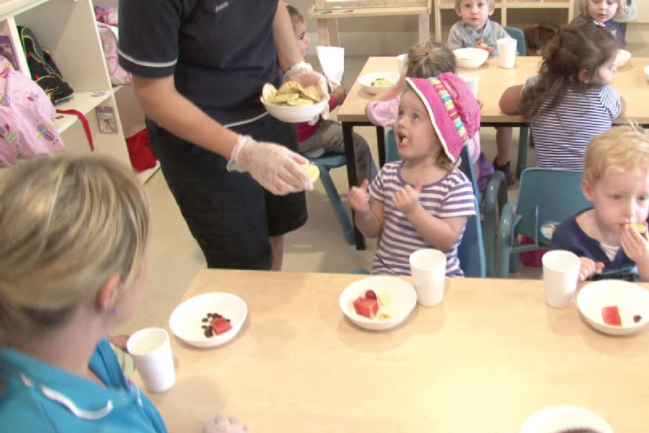 Children's health and safety: Safe food handling