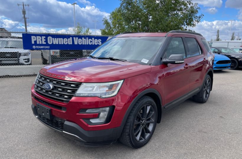 Used 2017 Ford Explorer XLT PW04901 | Edmonton Alberta | Go Auto