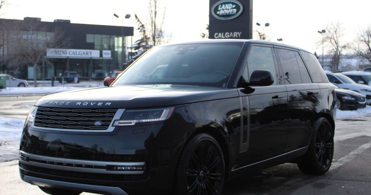 Land Rover Calgary | Land Rover Range Rover P400 SE SWB