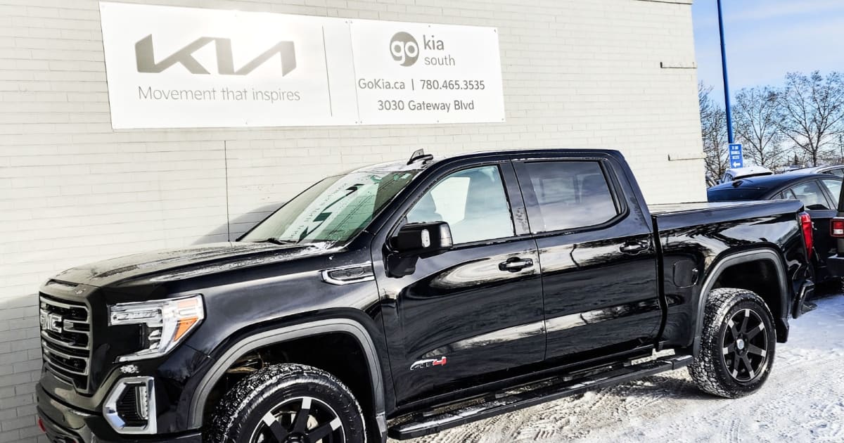 GMC Sierra 1500 4WD Crew Cab 147" AT4 | Go Auto