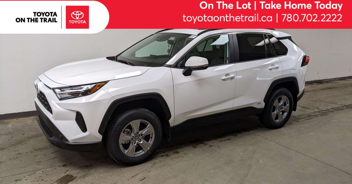 Toyota RAV4 Hybrid XLE AWD | Toyota on the Trail