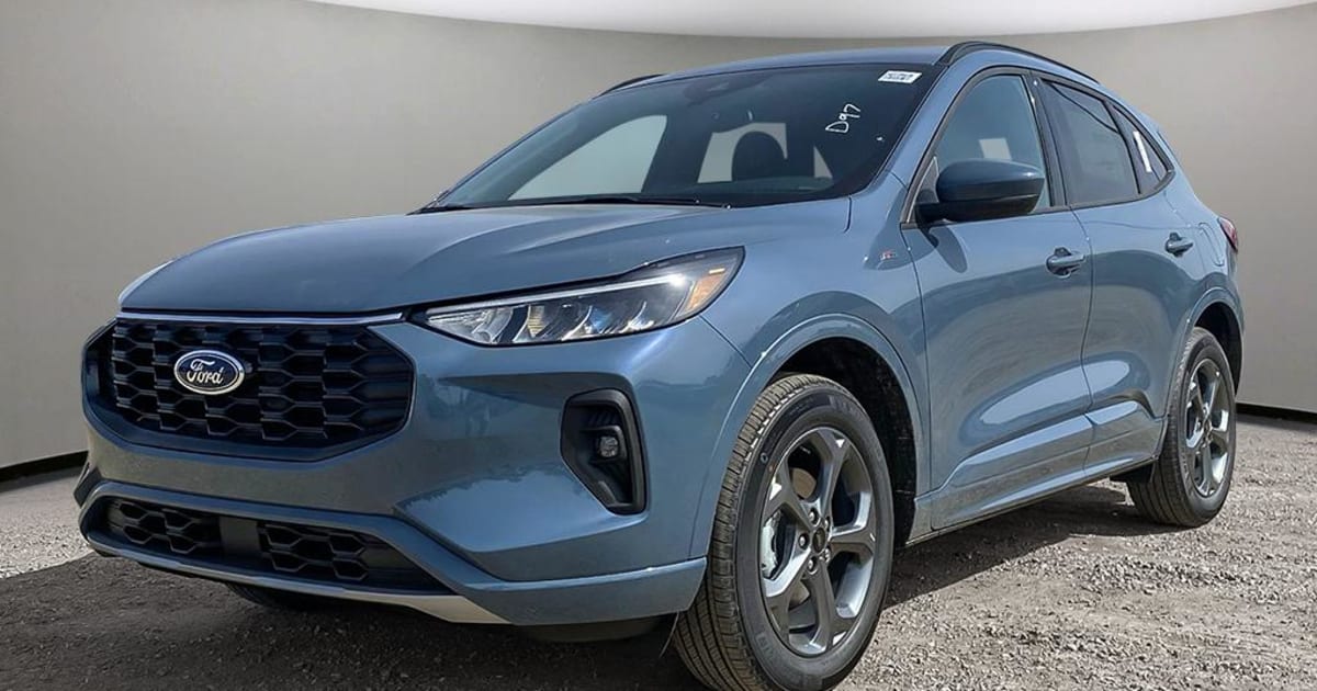 Ford Escape ST-Line Select AWD | Go Auto