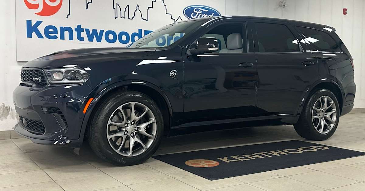 Dodge Durango SRT Hellcat Hammerhead AWD | Kentwood Ford