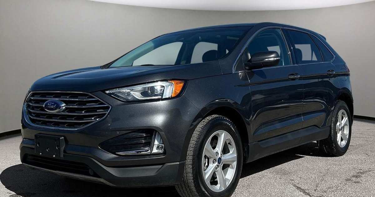 Ford Edge Titanium AWD | Go Auto