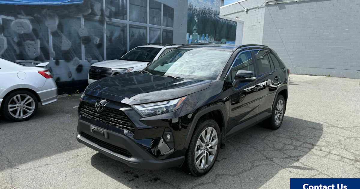 Toyota RAV4 XLE AWD | Go Auto