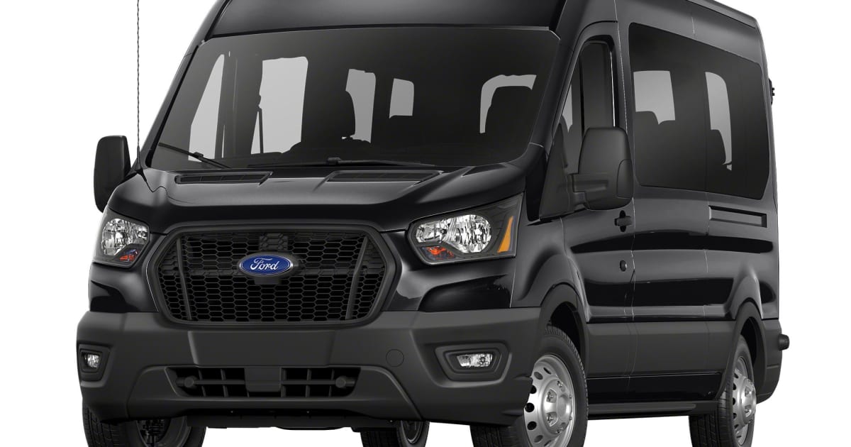 Ford Transit Passenger Wagon T-350 148" Med Roof XL AWD | Go Auto