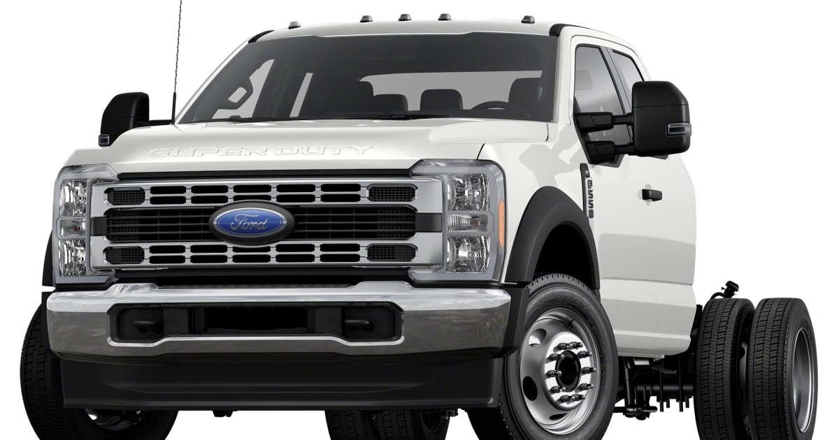 Ford Super Duty F-550 DRW XL 4WD SuperCab 168" WB 60" CA | Go Auto