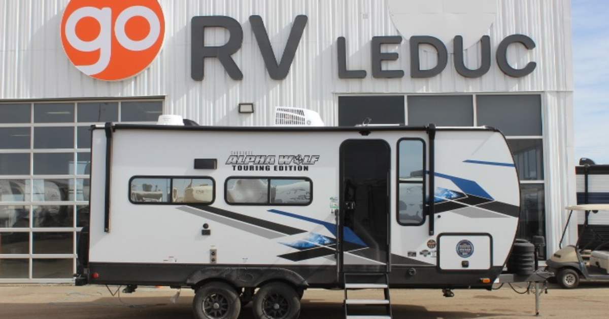 Go RV | Cherokee Alpha Wolf Touring Edition 17MKE