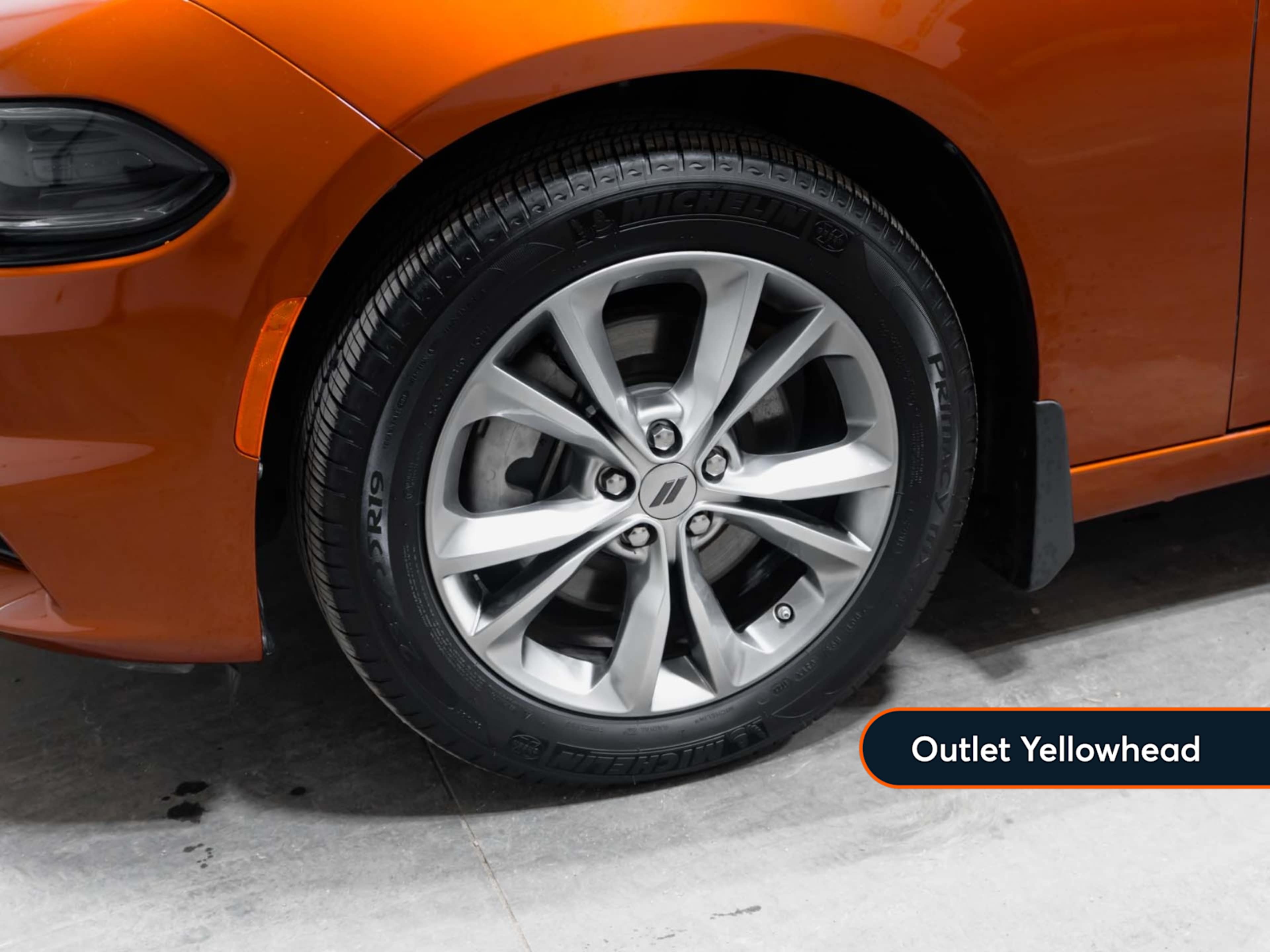 Go Auto | Dodge Charger SXT AWD