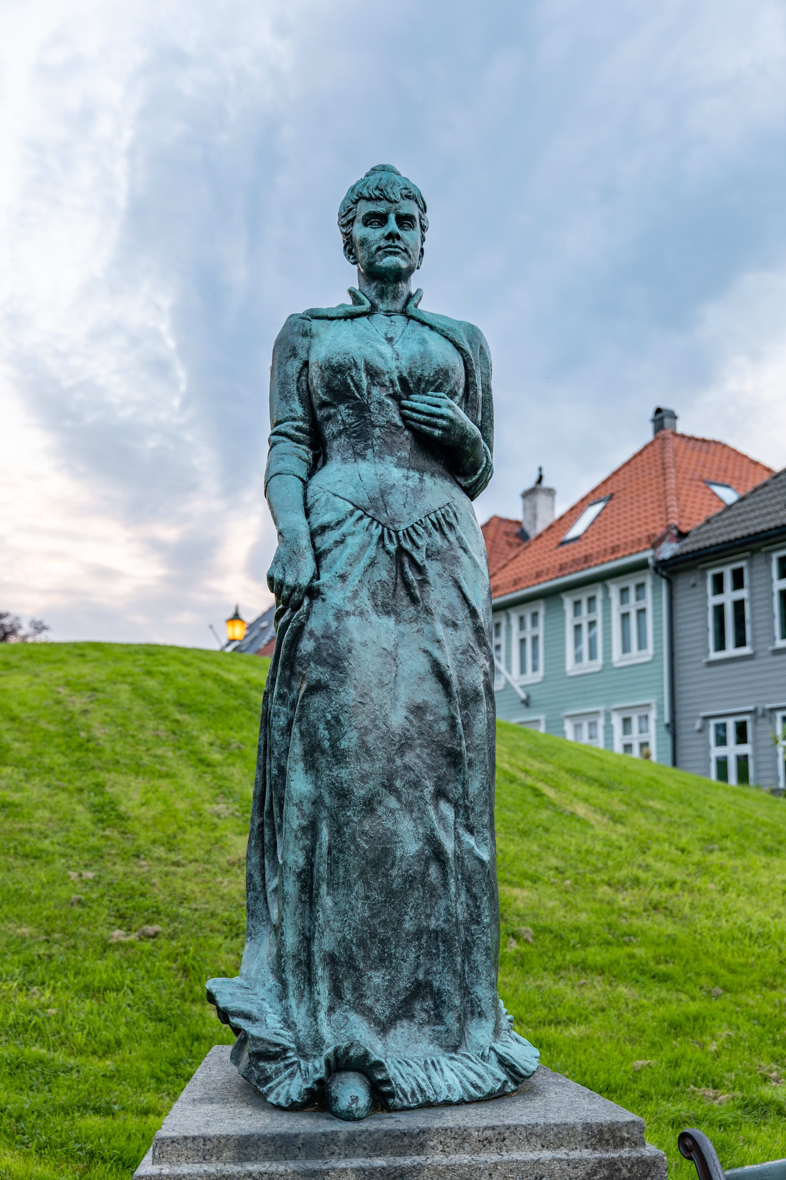 Famous statues in Bergen
