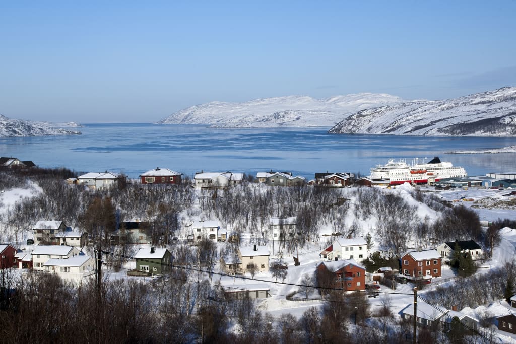 How to travel to Kirkenes | Go Fjords