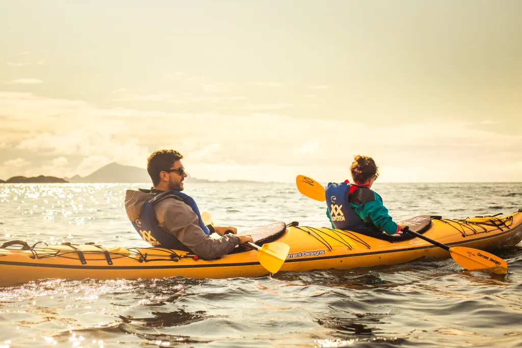 Nature safari in kayak in Henningsvær - XXLofoten