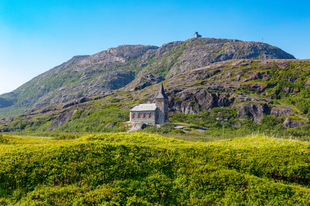 10 things you may not know about Kirkenes | Go Fjords