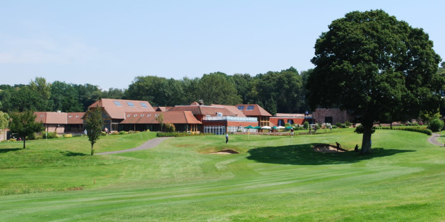 Why You Should Play Golf at Old Thorns