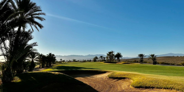 Golf Courses, Reviews & Golf Guides on Golfshake.com