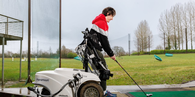 Event Gives Disabled People in South Wales Chance to Try Golf