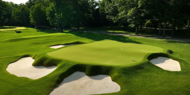What You Need to Know About Oak Hill Country Club