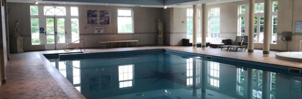 Shaw Hill Golf Resort 3*, 1 Night & Unlimited Golf - £69