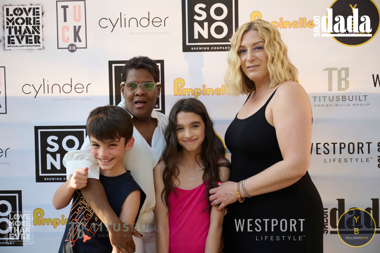 SALON dada | Gallery | Westport