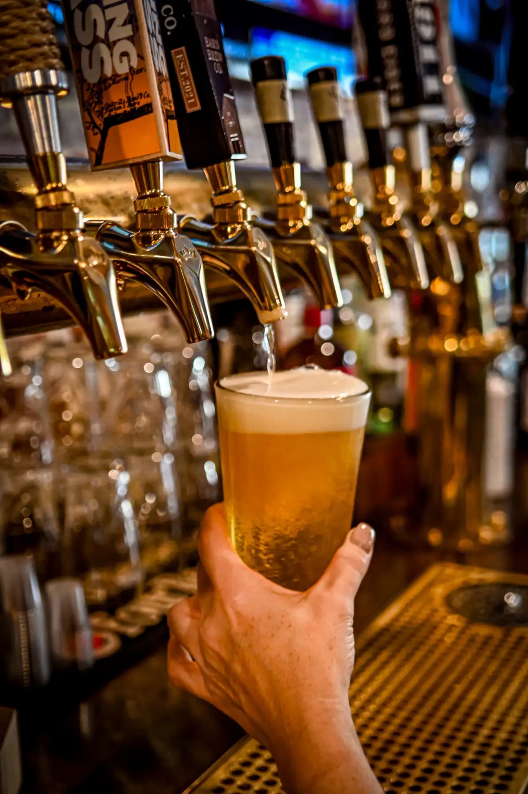 The Tap House: Beacon Falls' Premier Dining and Craft Beer Experience