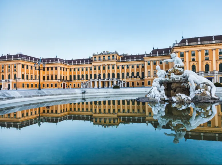 Vienna Travel Guide - Go Real Travel