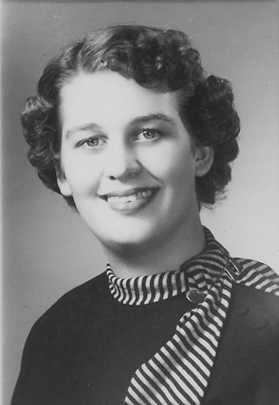 Helen Hovey's Instagram, Twitter & Facebook on IDCrawl