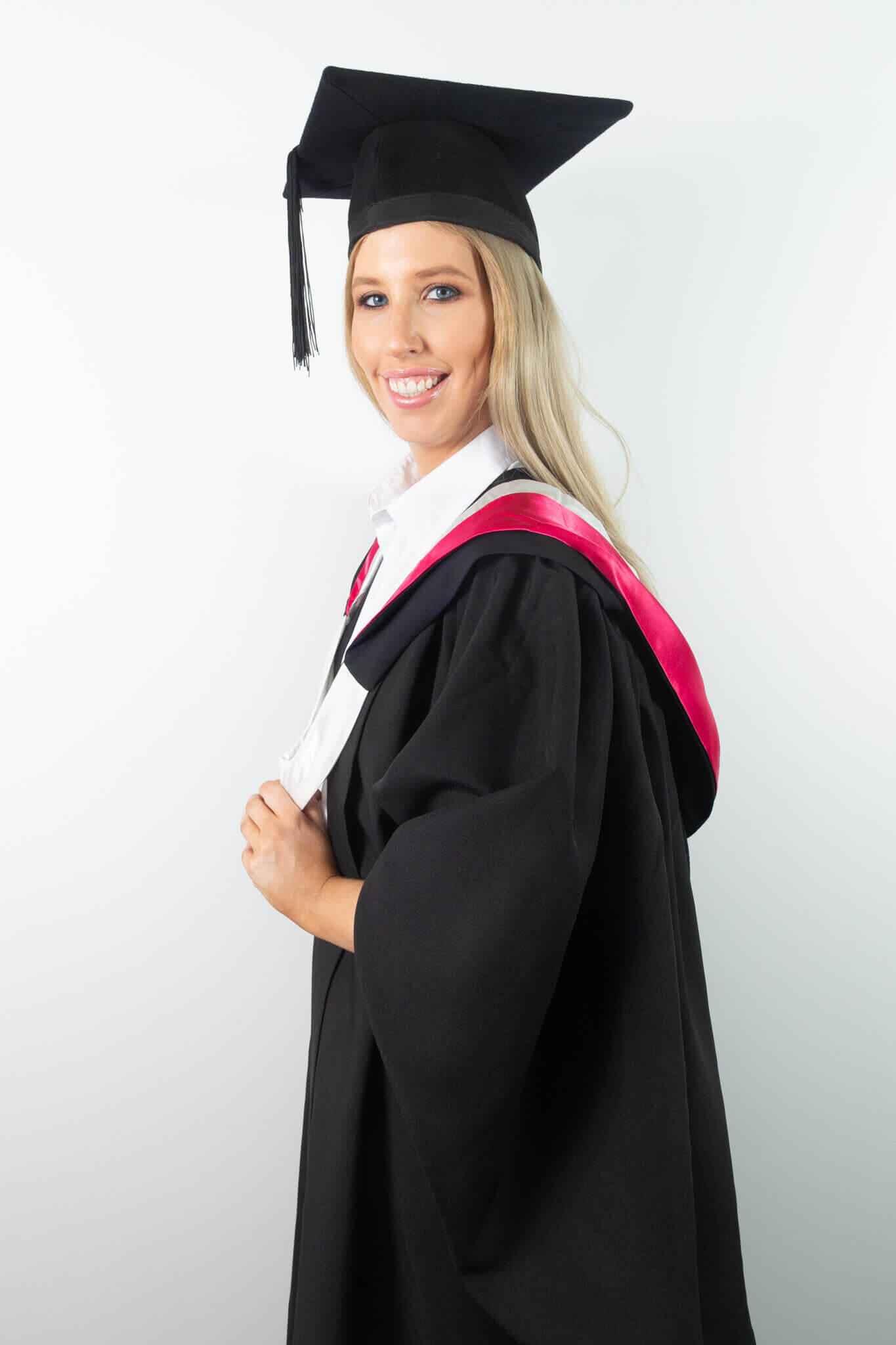 Buy Graduation Gown Sets | Gowning Street New Zealand