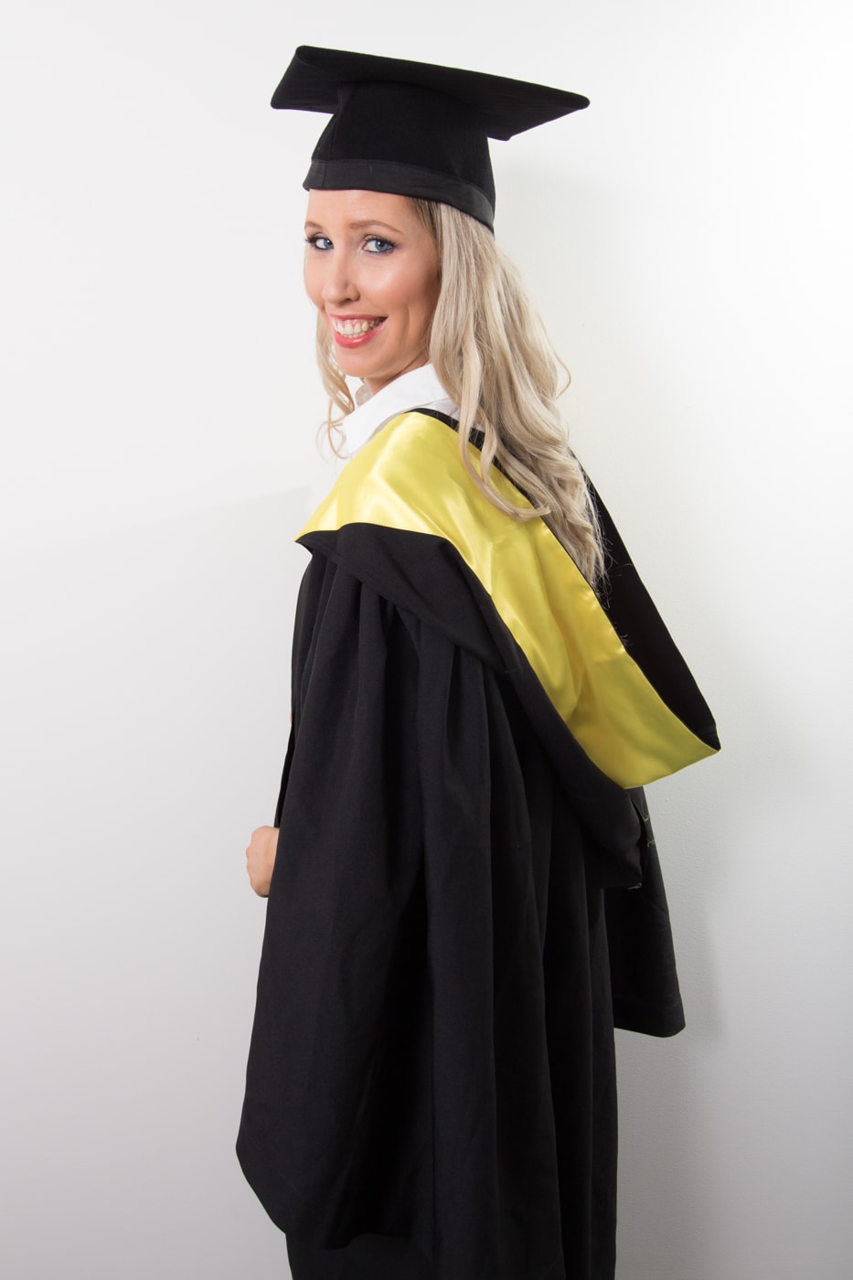 ANU bachelor of business and economics graduation gown set - Side view