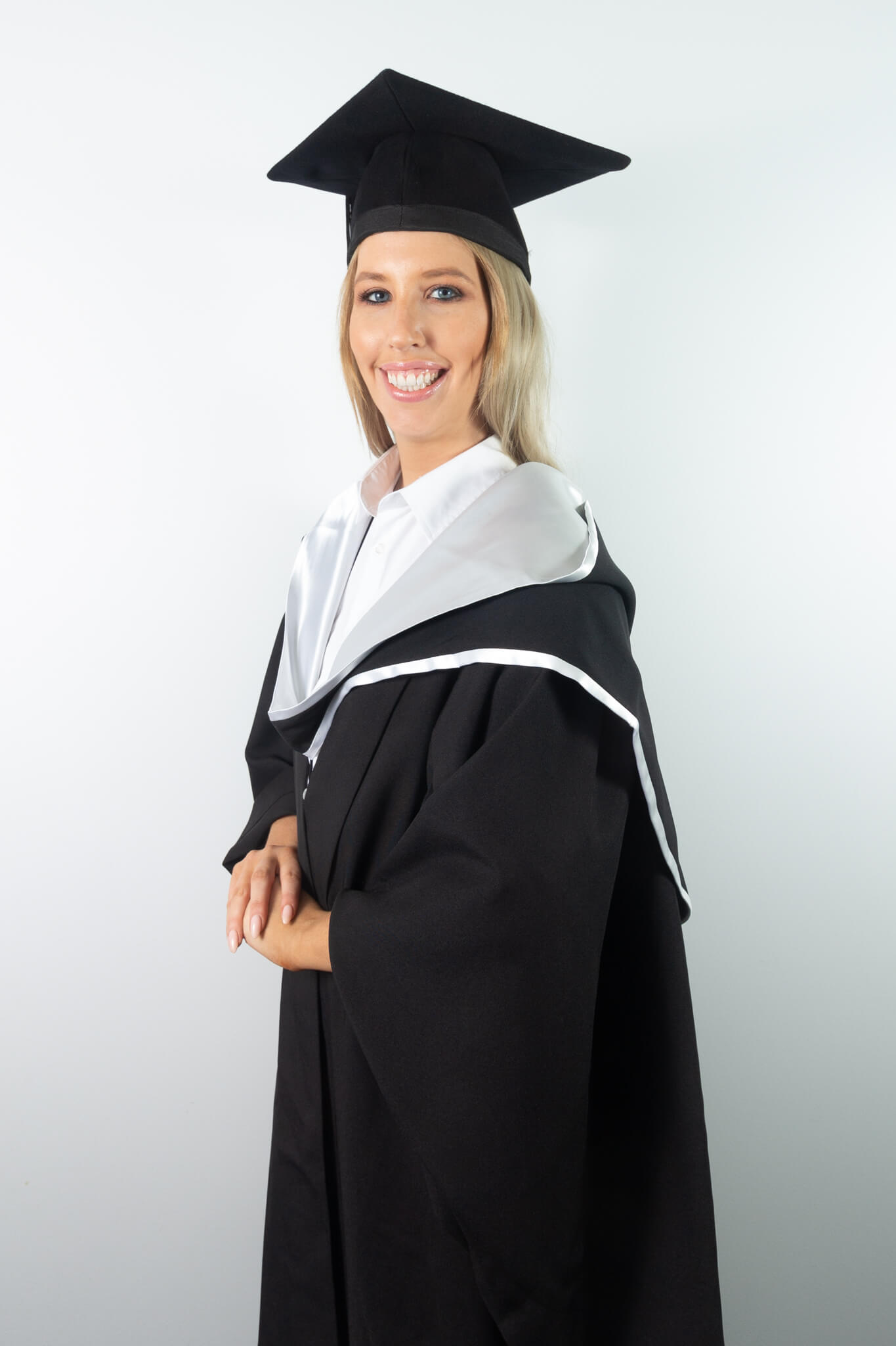 Bond University Bachelor of Humanities & Social Sciences graduation ...